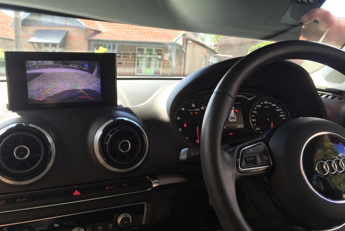 A3 Sportback 2013 Integrated Reverse Camera | Creative Installations
