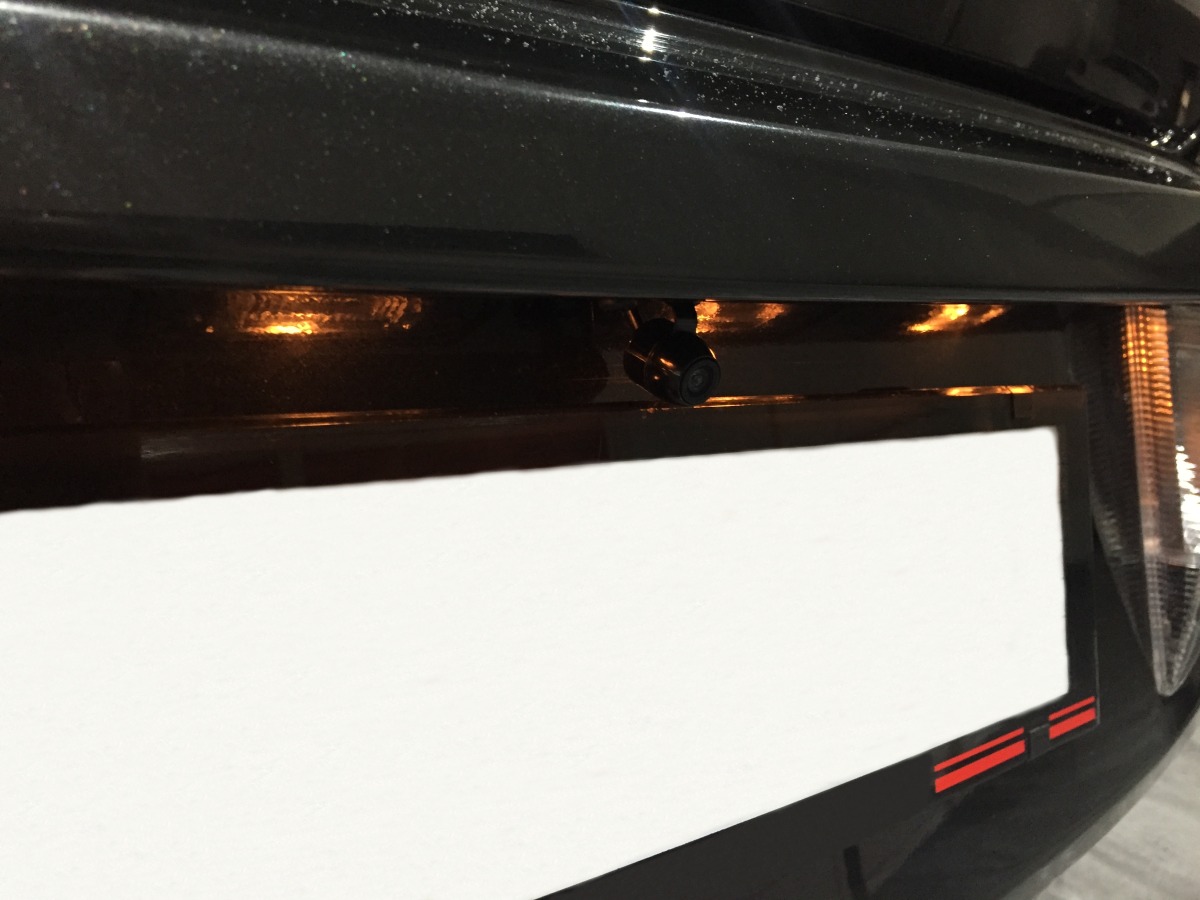 Continental 2007 Integrated Reverse Camera | Creative Installations