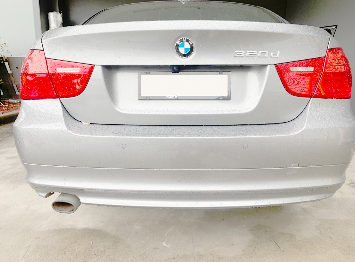 320D 2011 Integrated Reverse Camera | Creative Installations