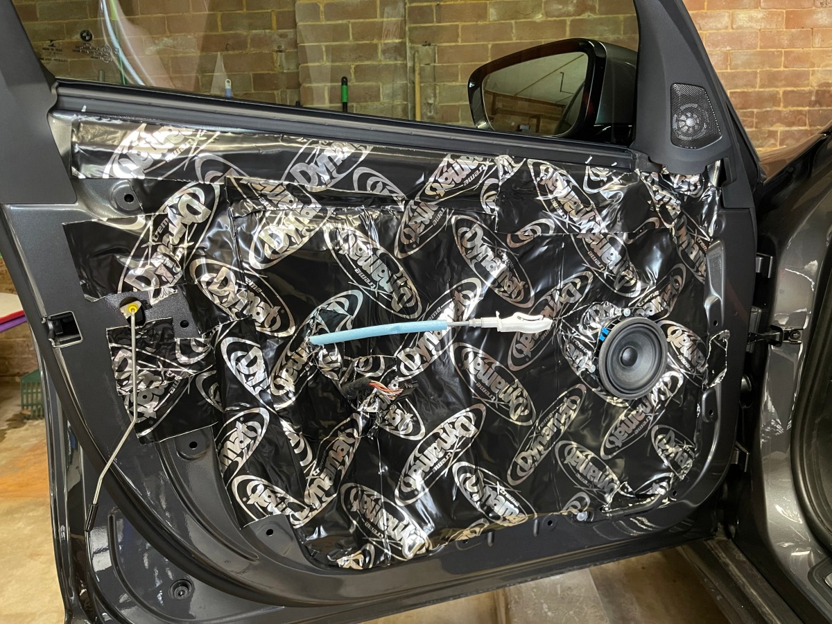 330i 2021 Dynamat Sound Deadening | Creative Installations
