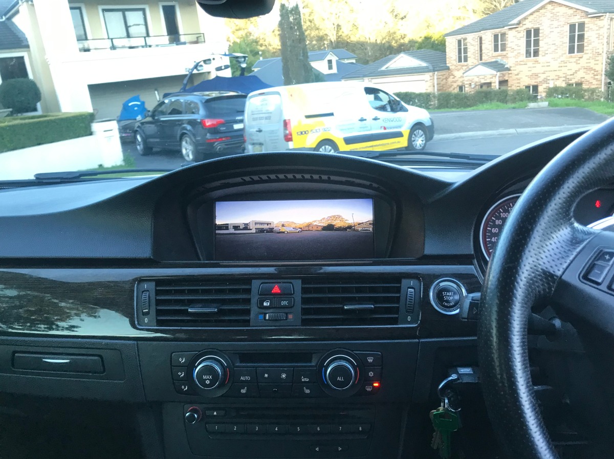 335i 2011 Integrated Front Camera | Creative Installations