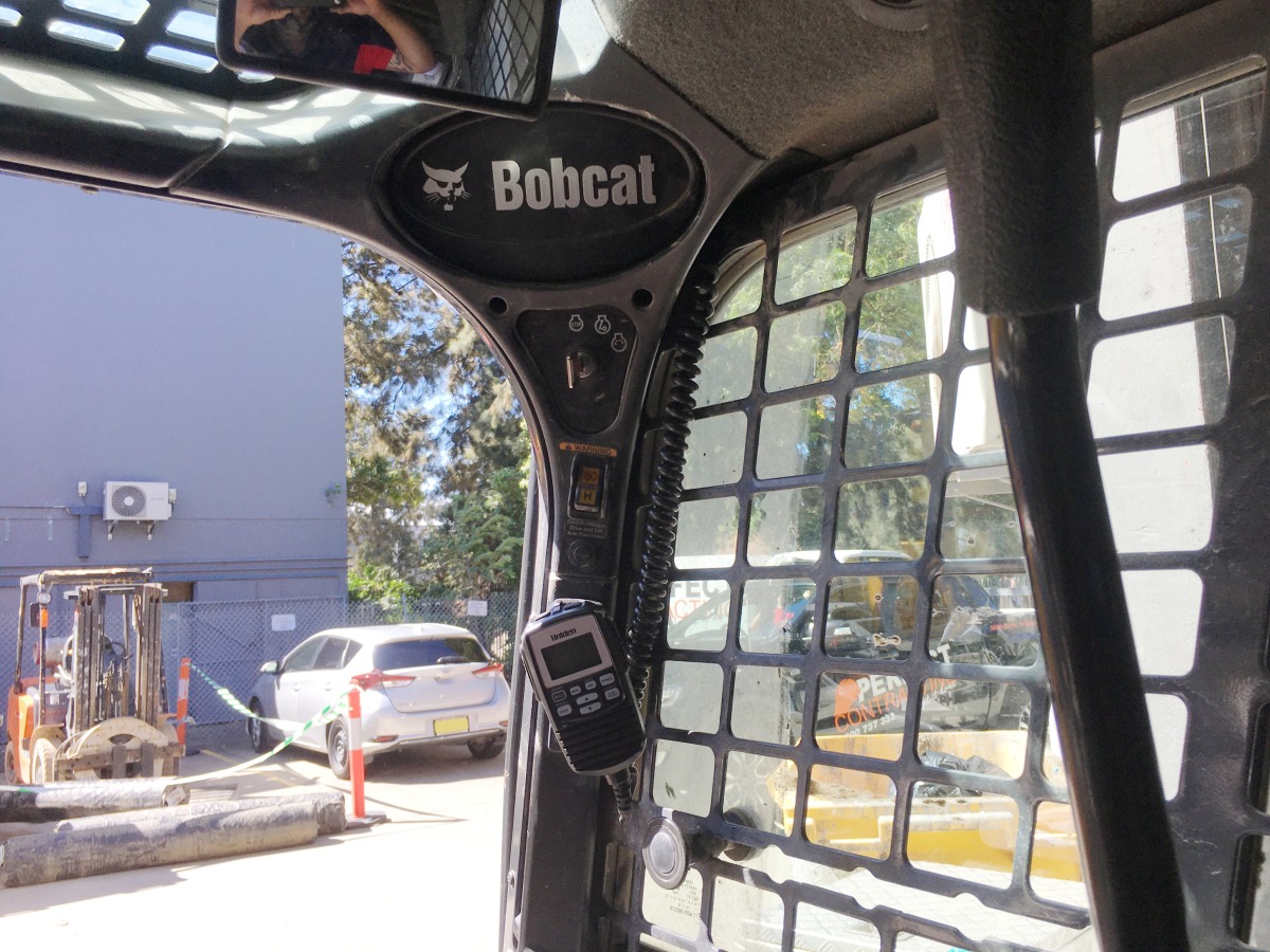 Bobcat S590 Uniden UH5060 UHF CB Radio | Creative Installations
