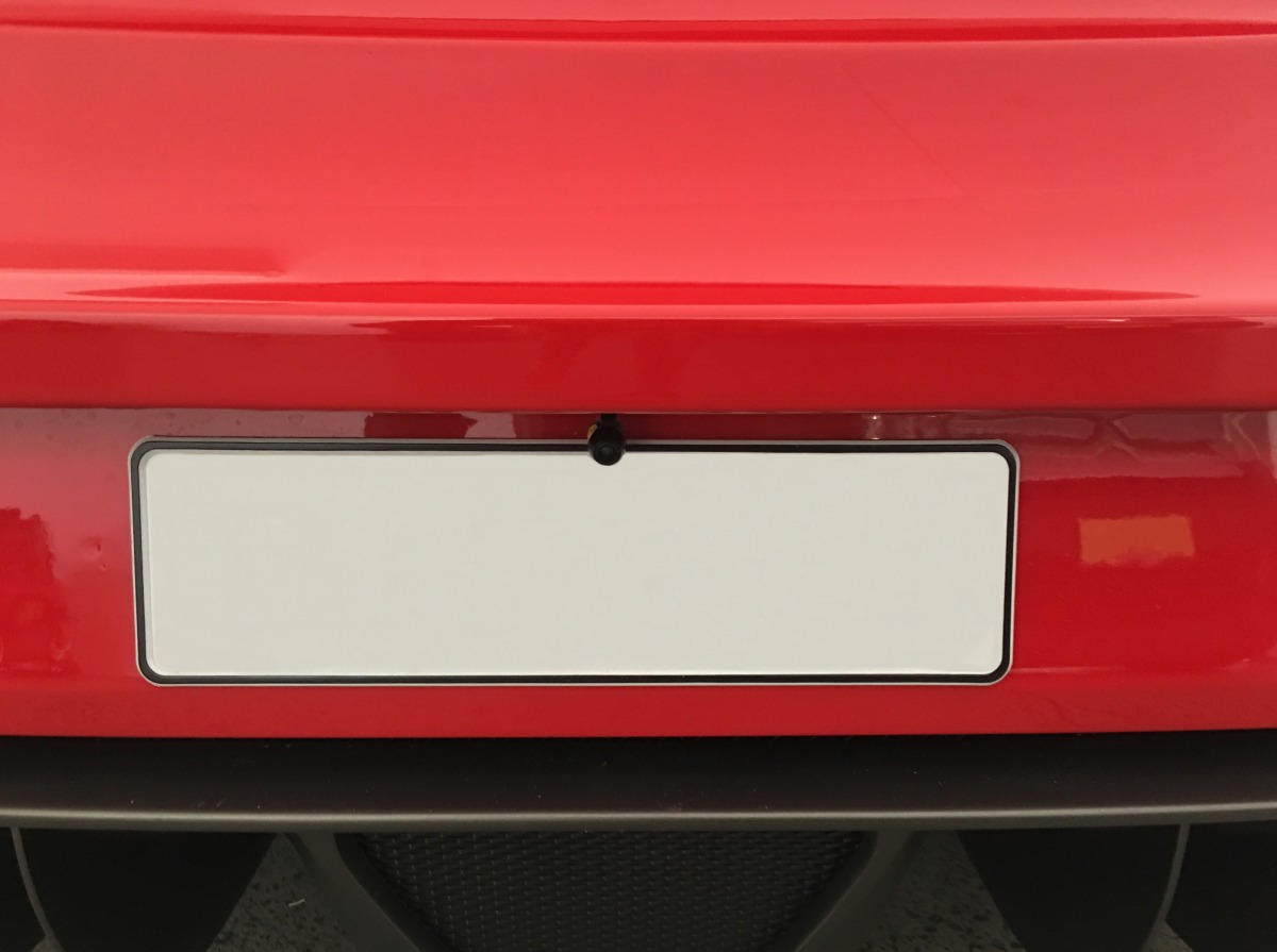 F430 2005 Reverse Camera | Creative Installations