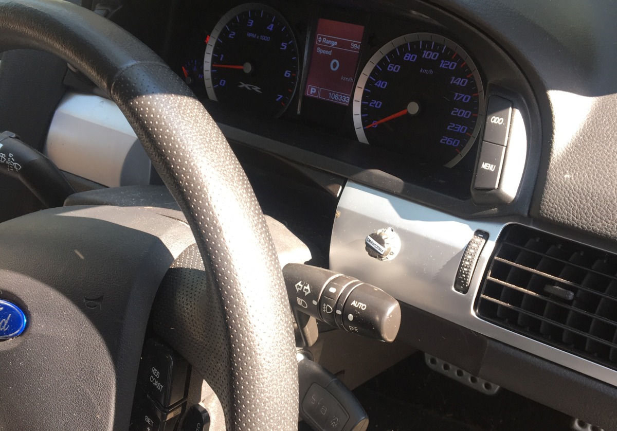 Falcon XR6 Ute 2013 REDARC Tow Pro Electric brake controller | Creative ...