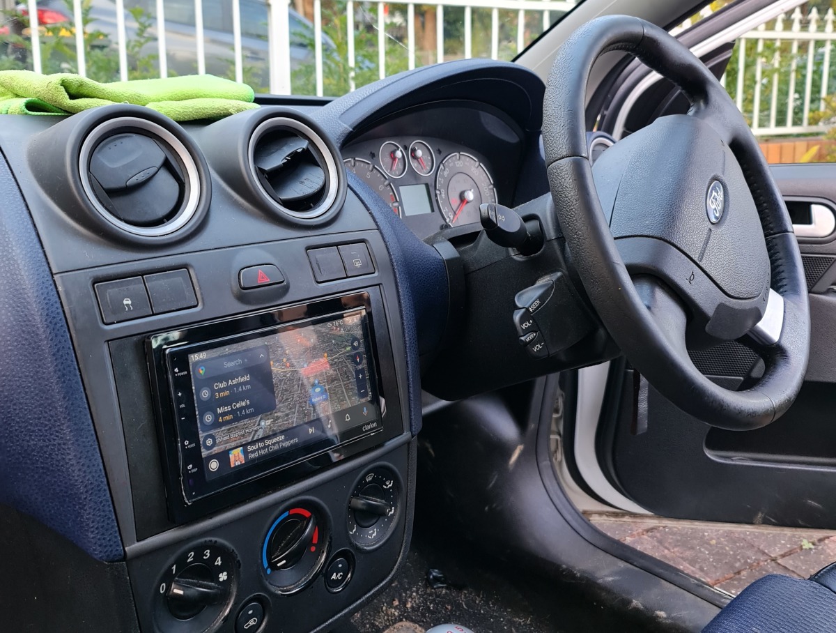 Fiesta 2007 Clarion FX450 Head Unit | Creative Installations