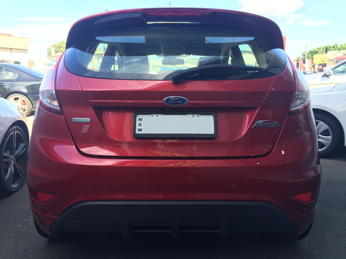 Fiesta 2016 Butterfly Reverse Camera | Creative Installations