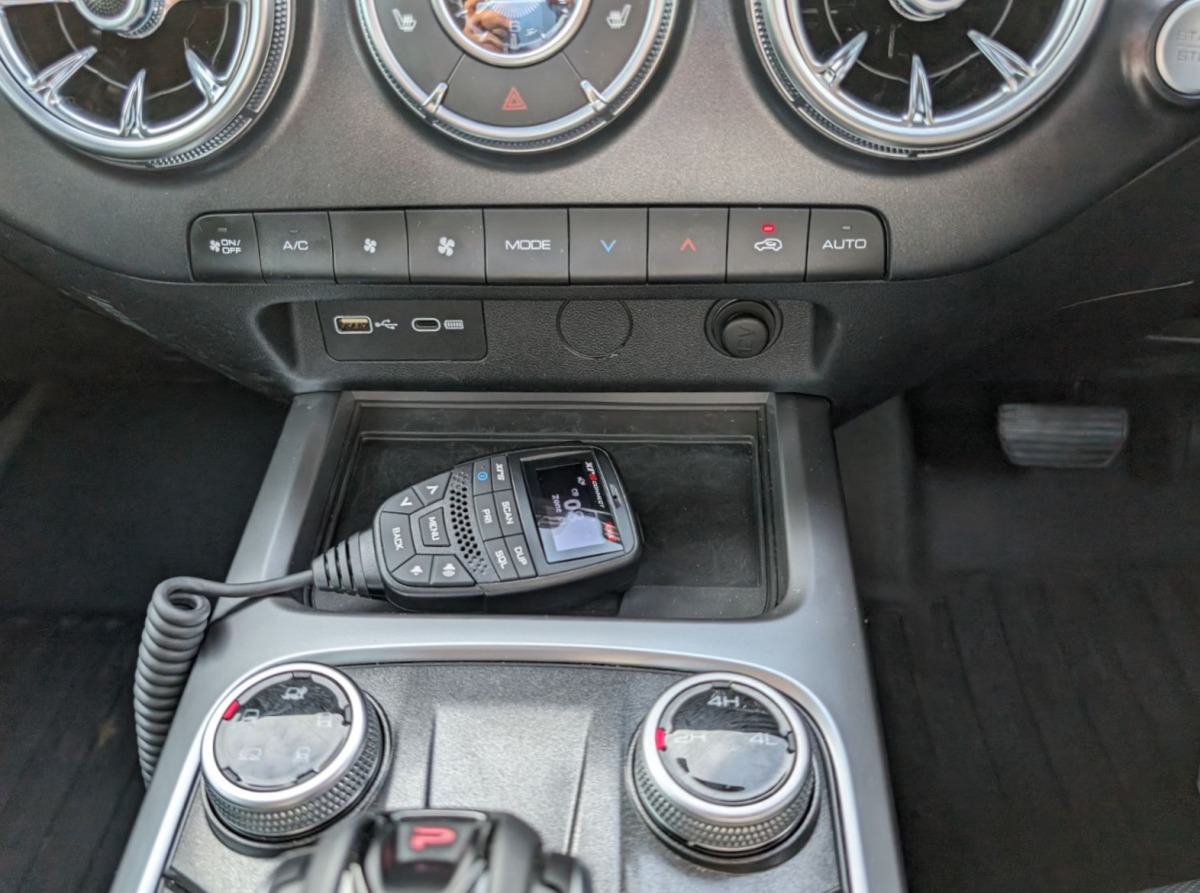 TANK 300 2023 GME XRS-370C UHF CB Radio | Creative Installations