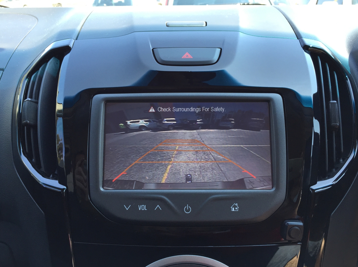 Colorado Ute 2015 Integrated GPS Navigation System | Creative Installations