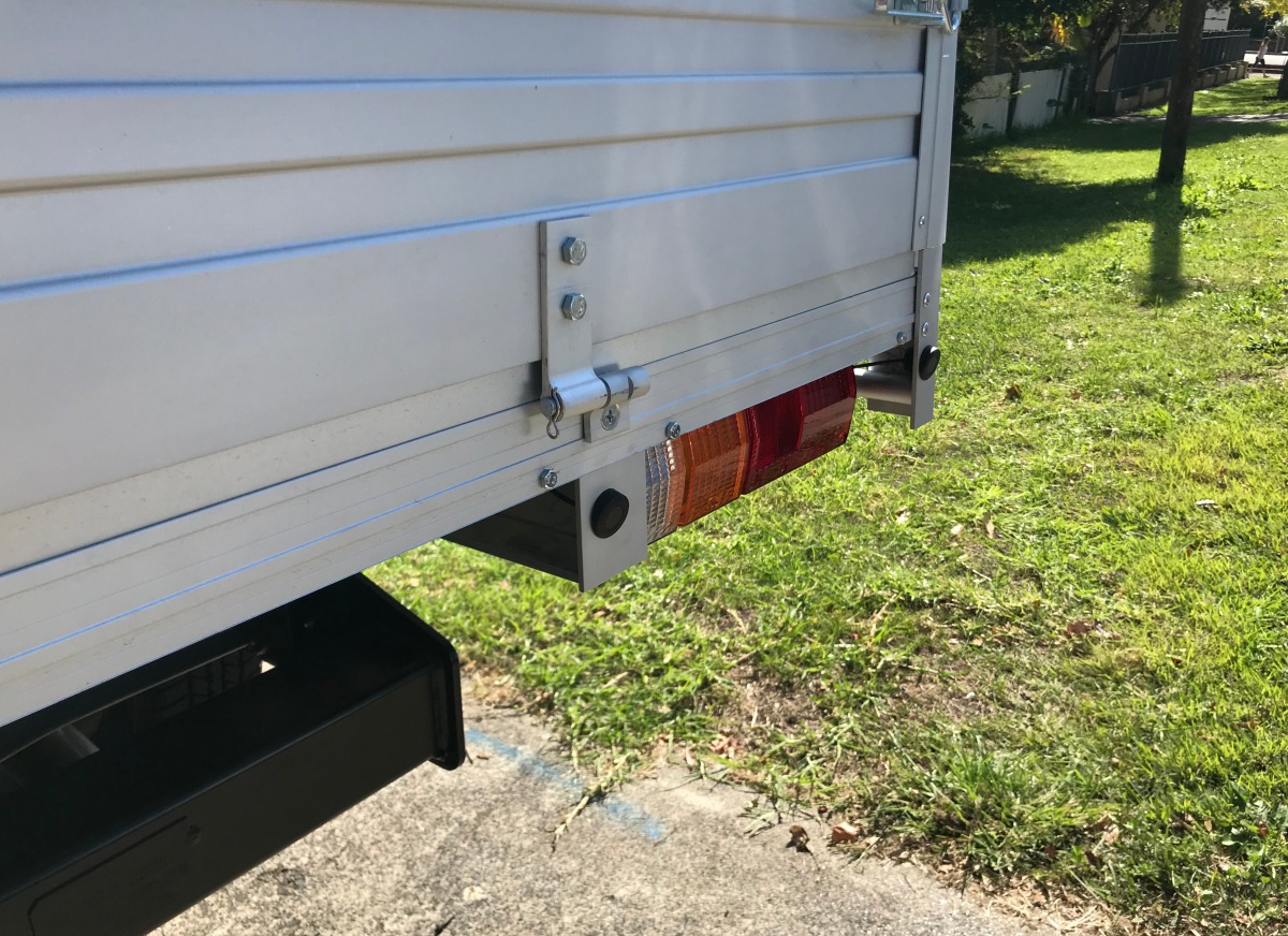 Colorado 2019 Reverse Parking Sensors Alloy Tray - Beeping | Creative ...