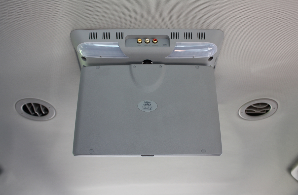 Colorado 7 2015 10.2" Roof DVD player | Creative Installations