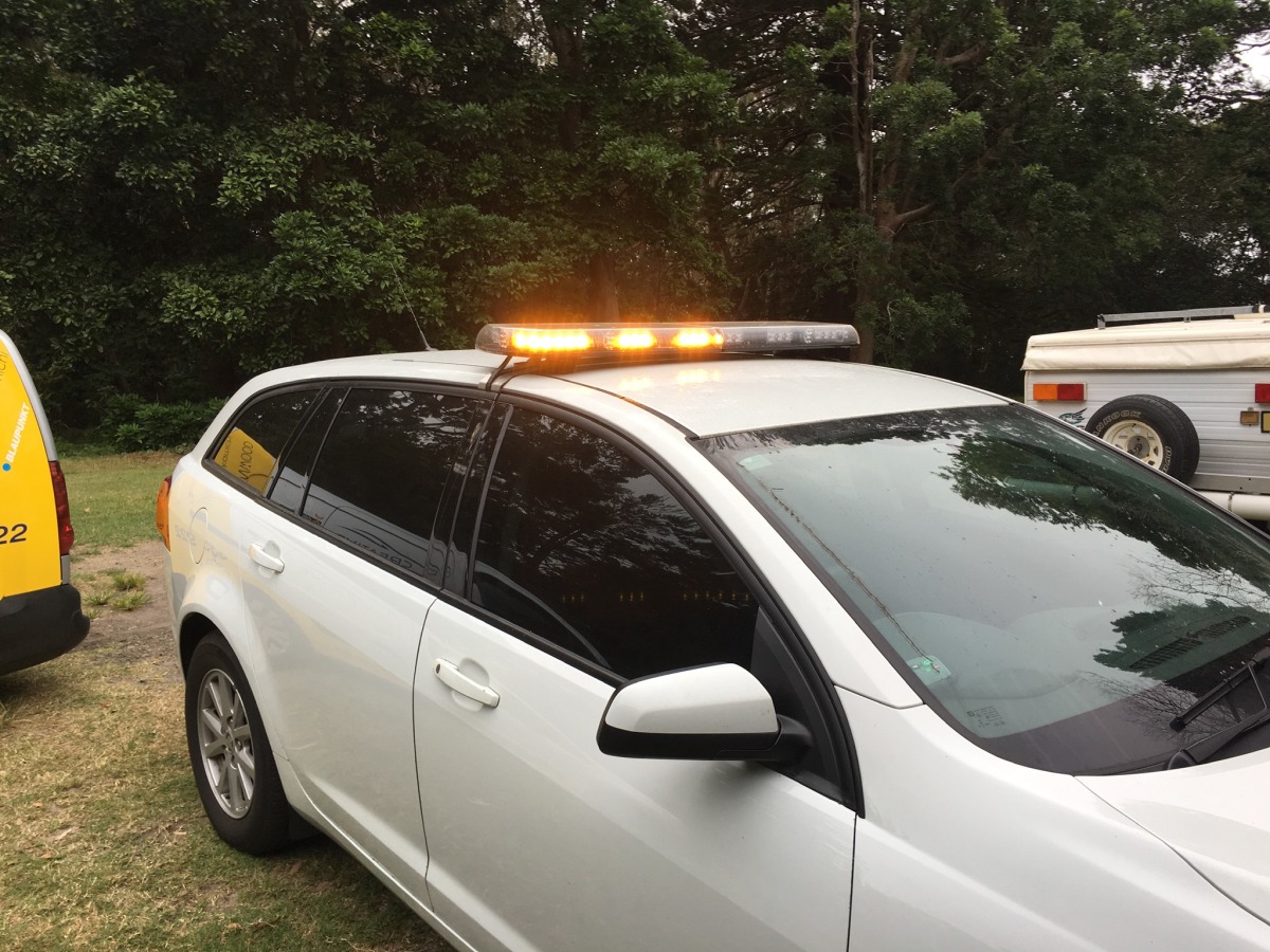 Commodore Evoke 2013 Britax BF1200 Vantage LED Emergency Light Bar ...