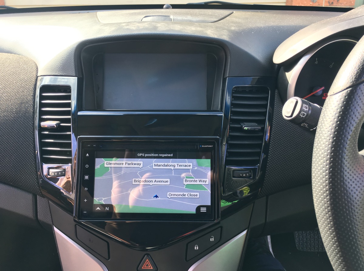 Holden cruze head unit store