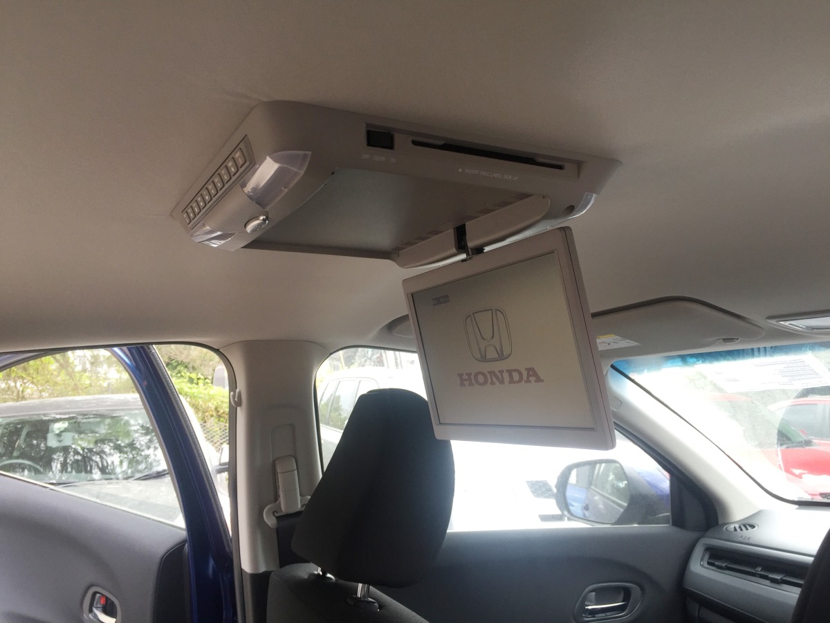 HR-V 2016 10.2" Roof DVD player | Creative Installations