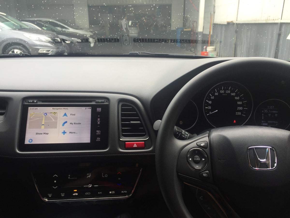 HR-V 2016 Integrated GPS Navigation System | Creative Installations
