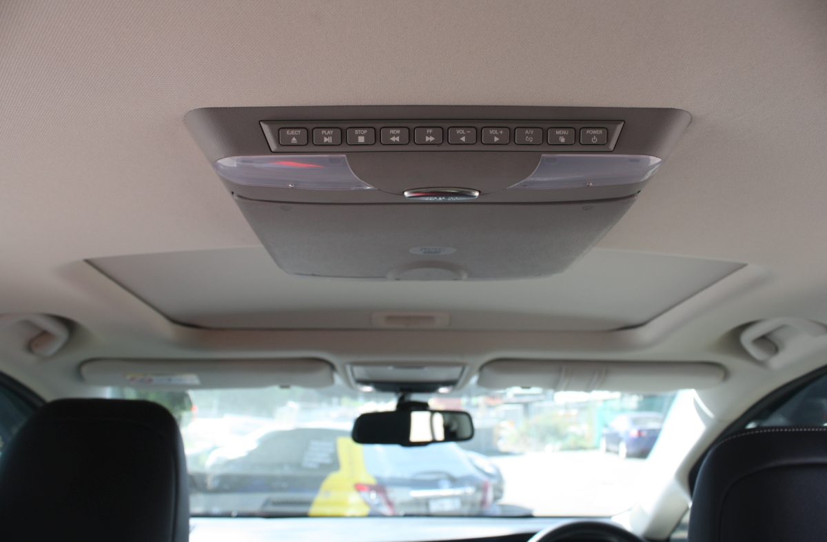 Odyssey 2016 10.2" Roof DVD player | Creative Installations
