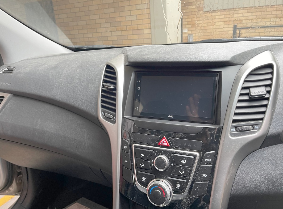 i30 2014 JVC KW-M560BT Head Unit | Creative Installations