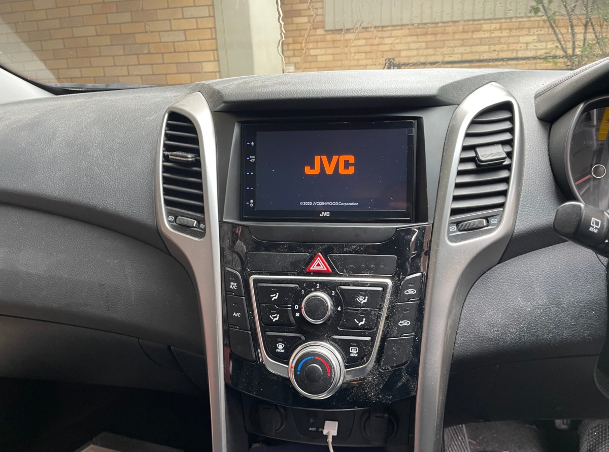 i30 2014 JVC KW-M560BT Head Unit | Creative Installations