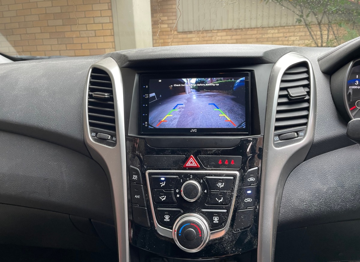 i30 2014 JVC KW-M560BT Head Unit | Creative Installations
