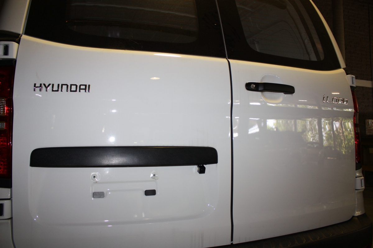 iLoad 2016 Integrated Reverse Camera | Creative Installations