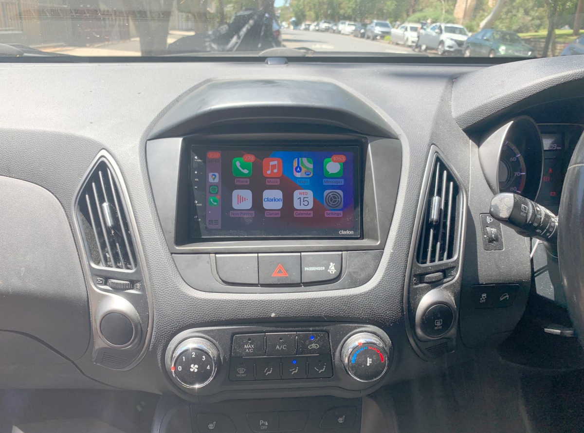 ix35 2015 Clarion FX450 Head Unit | Creative Installations