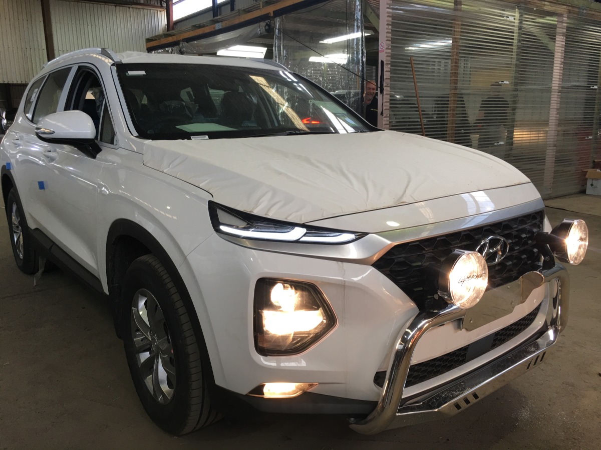 Santa Fe 2018 Lightforce 170 Striker Driving Lights | Creative ...