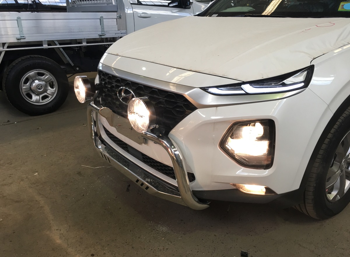 Santa Fe 2018 Lightforce 170 Striker Driving Lights | Creative ...