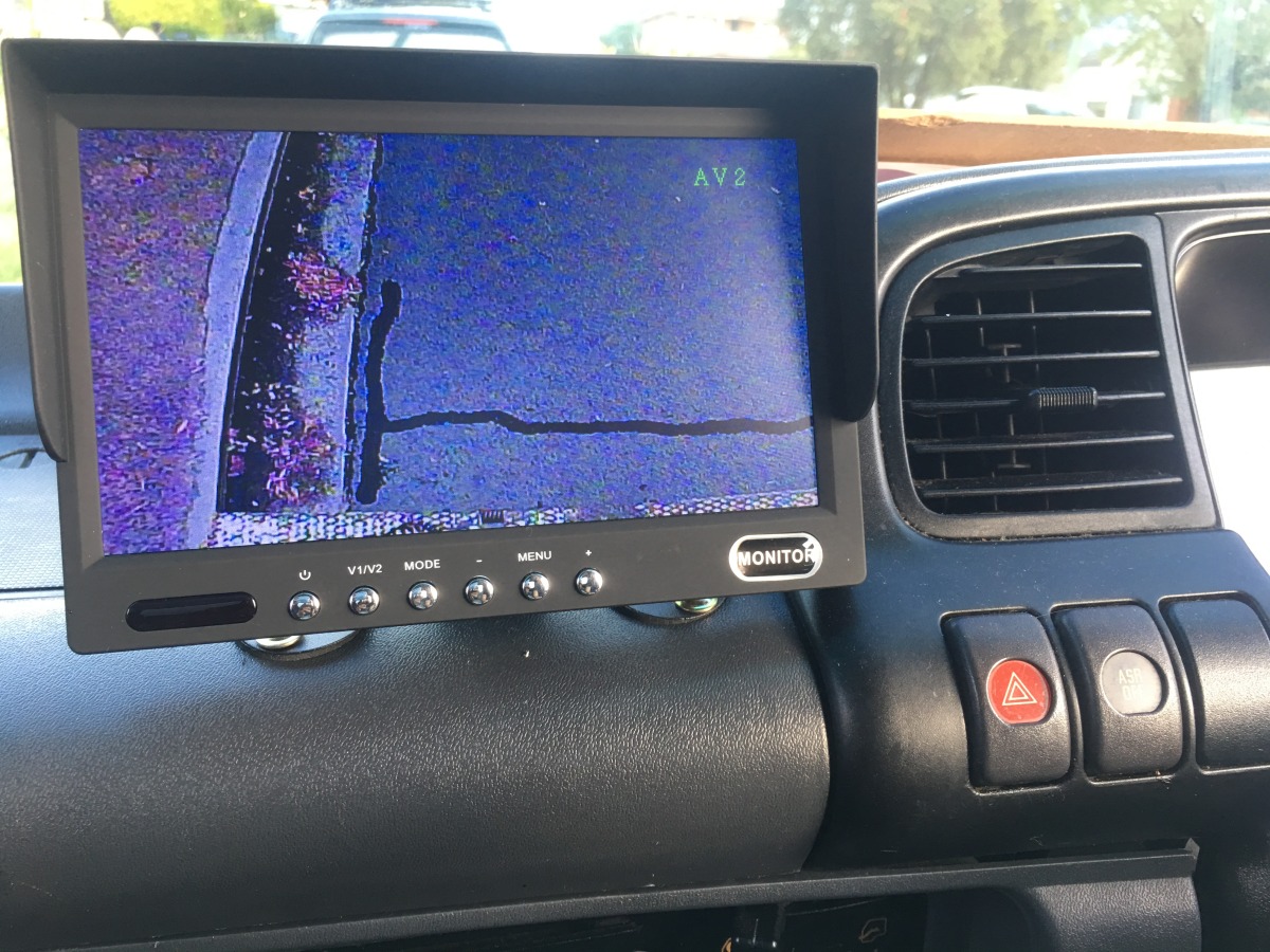 N Series NPR 200 Truck 2006 Reverse Camera | Creative Installations