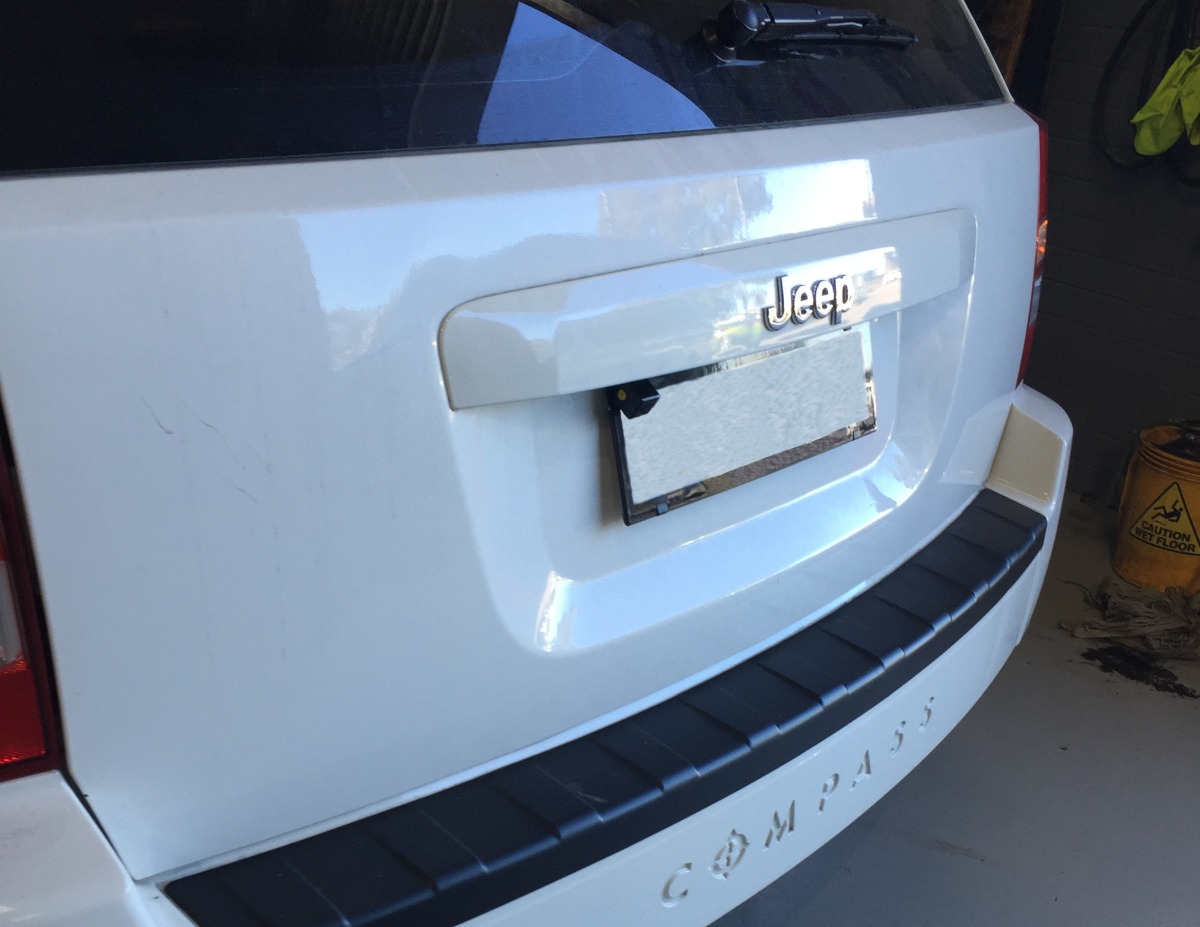 Compass 2007 Reverse Camera | Creative Installations