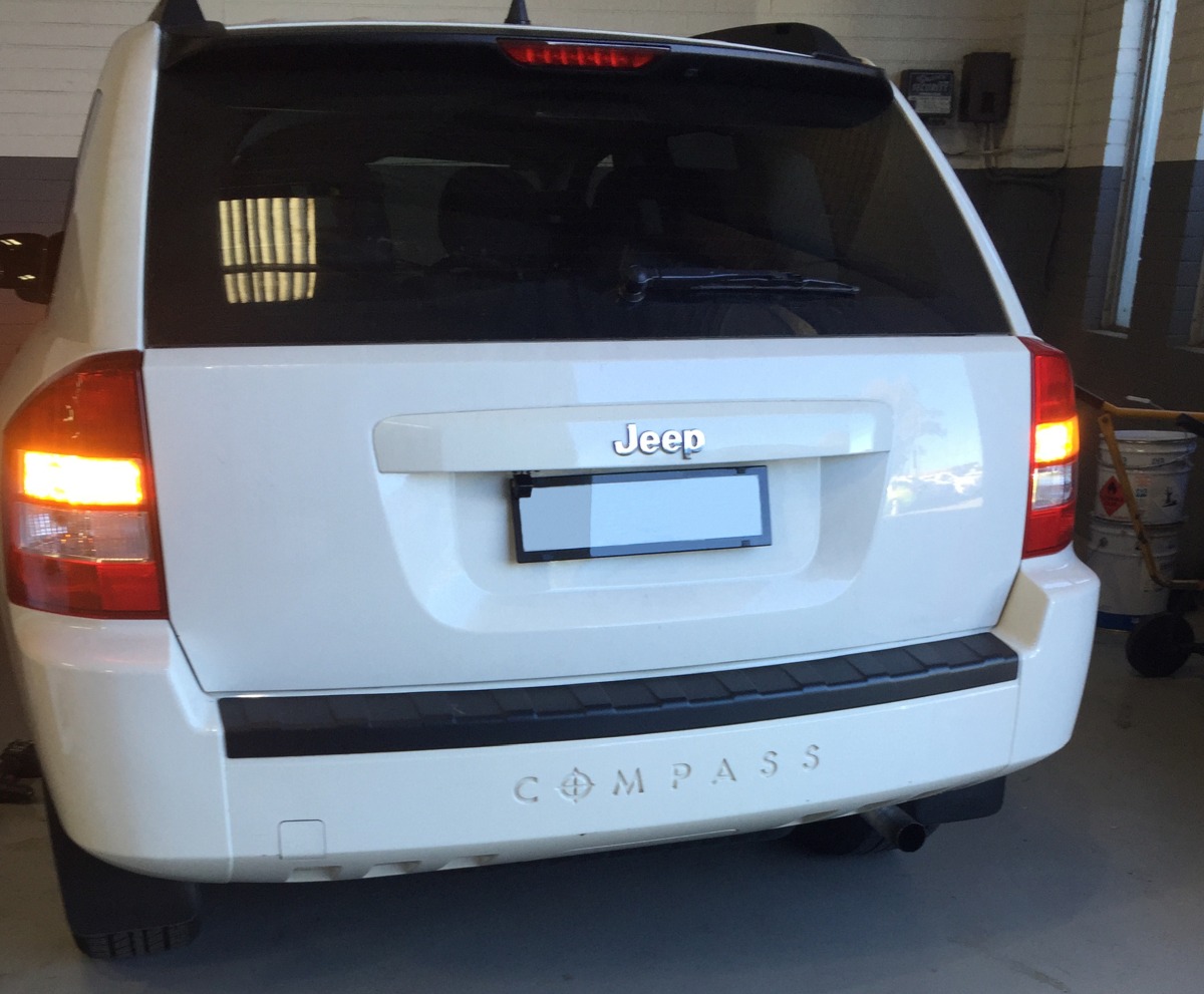 Compass 2007 Reverse Camera | Creative Installations