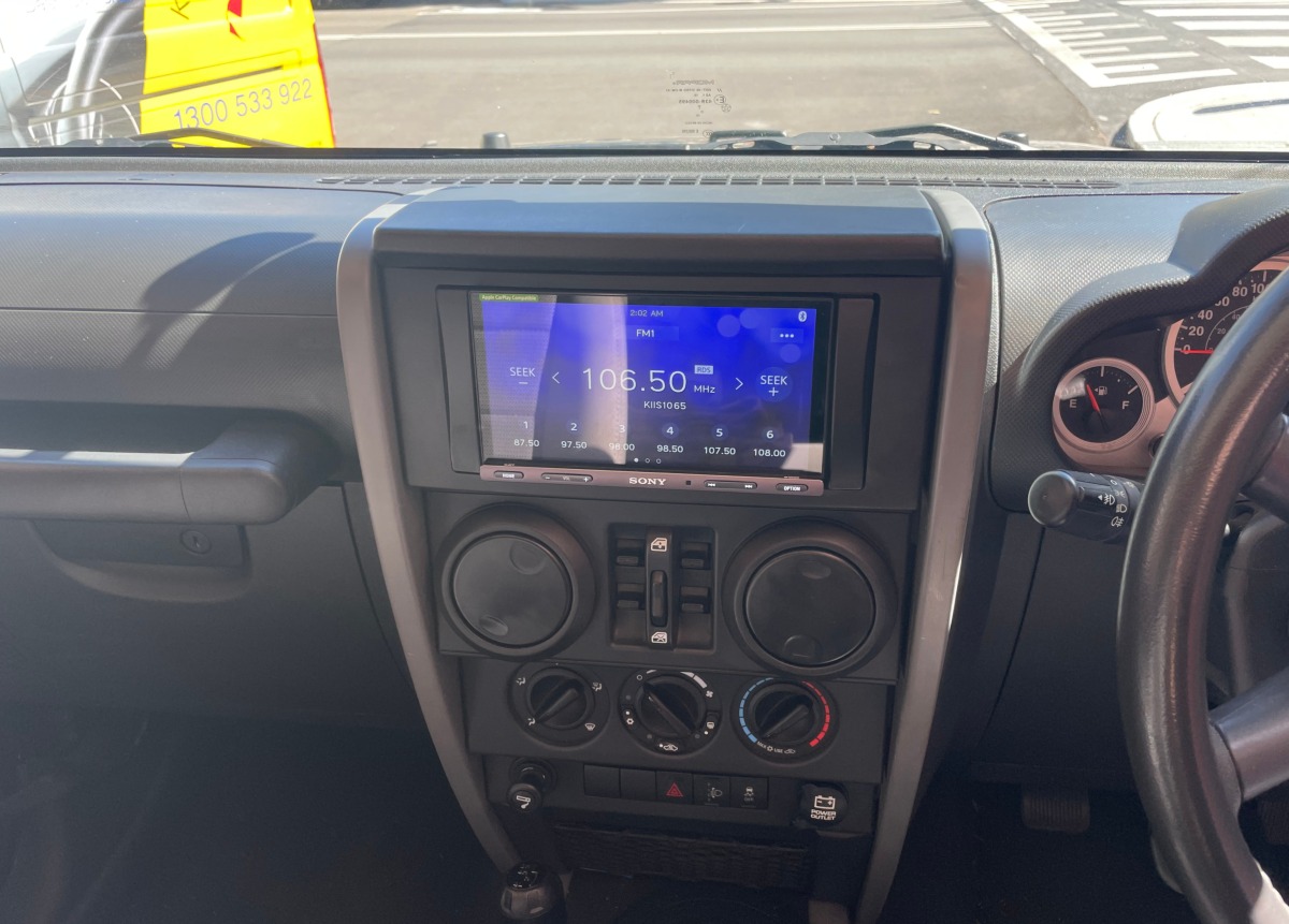 Wrangler 2010 Sony XAV-AX5000 Head Unit | Creative Installations