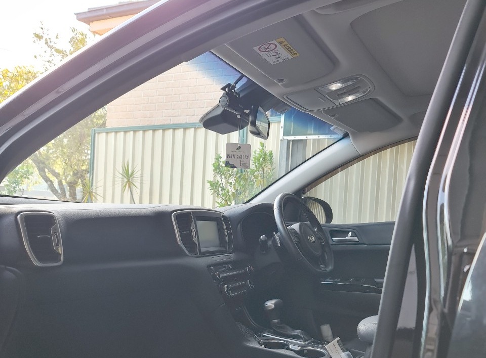 Sportage 2017 IROAD X5 Dash Cameras | Creative Installations