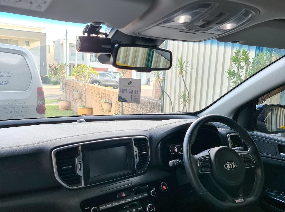 Sportage 2017 IROAD X5 Dash Cameras | Creative Installations