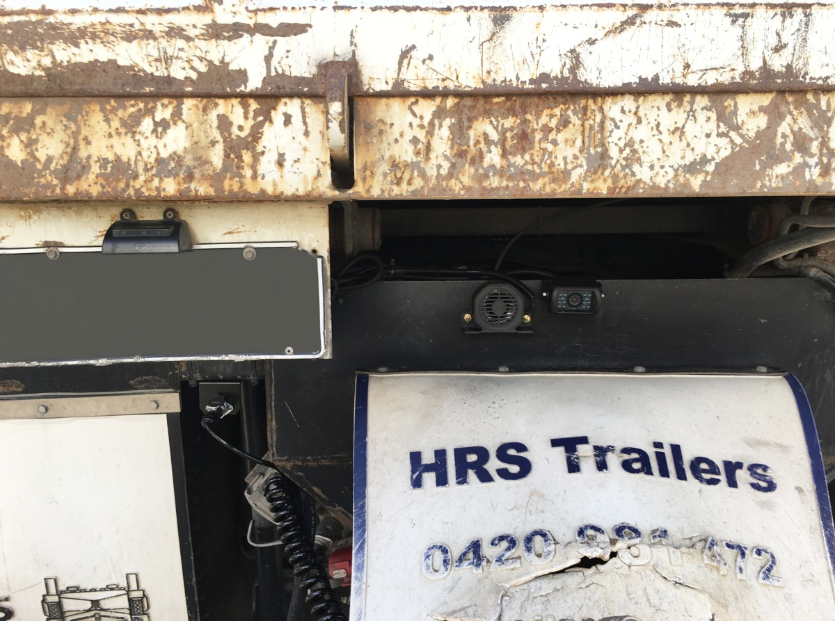 Super-Liner 2009 Reverse Camera | Creative Installations