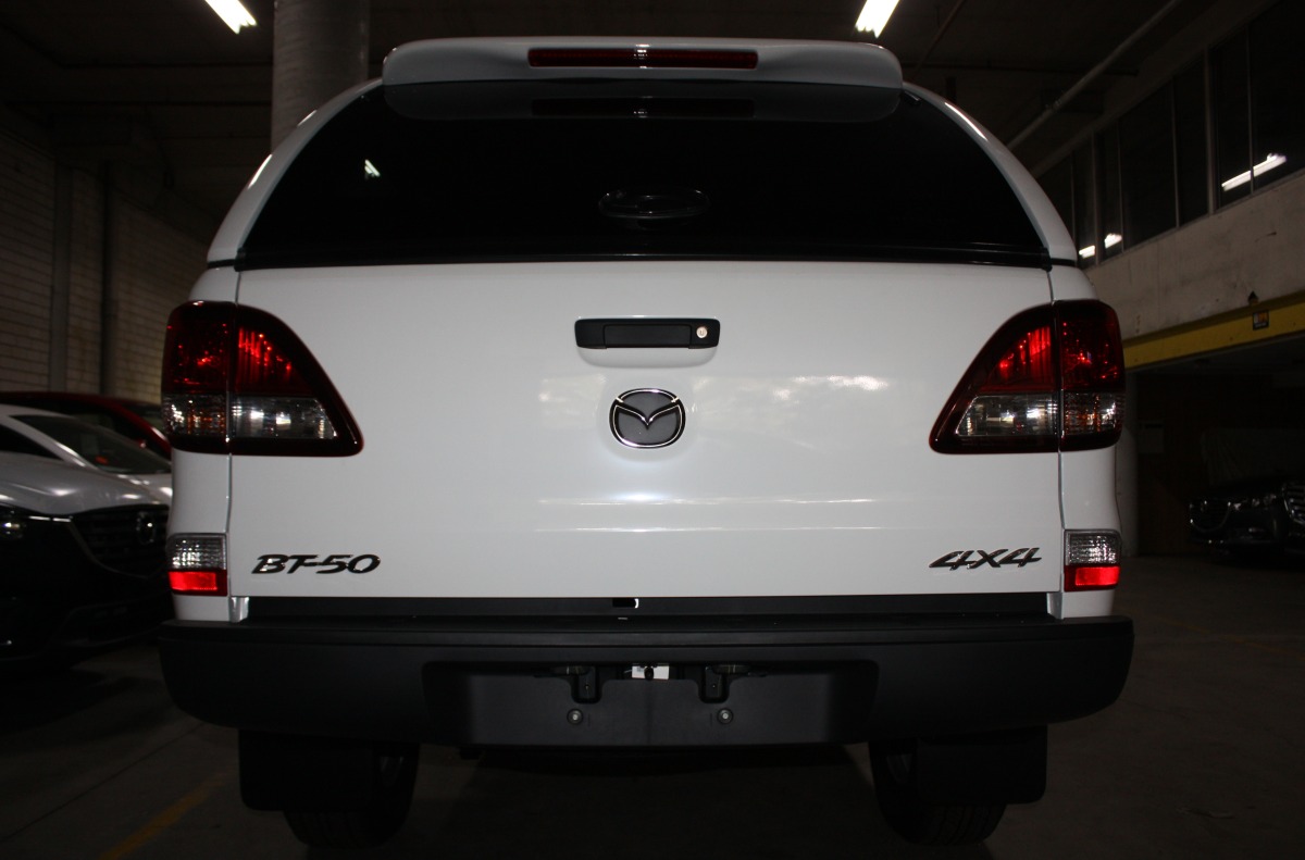 BT-50 2016 Reverse Camera | Creative Installations