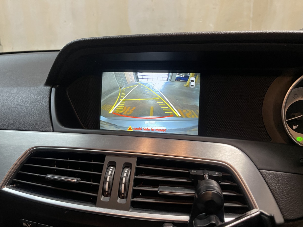 C250 2011 Integrated Reverse Camera | Creative Installations