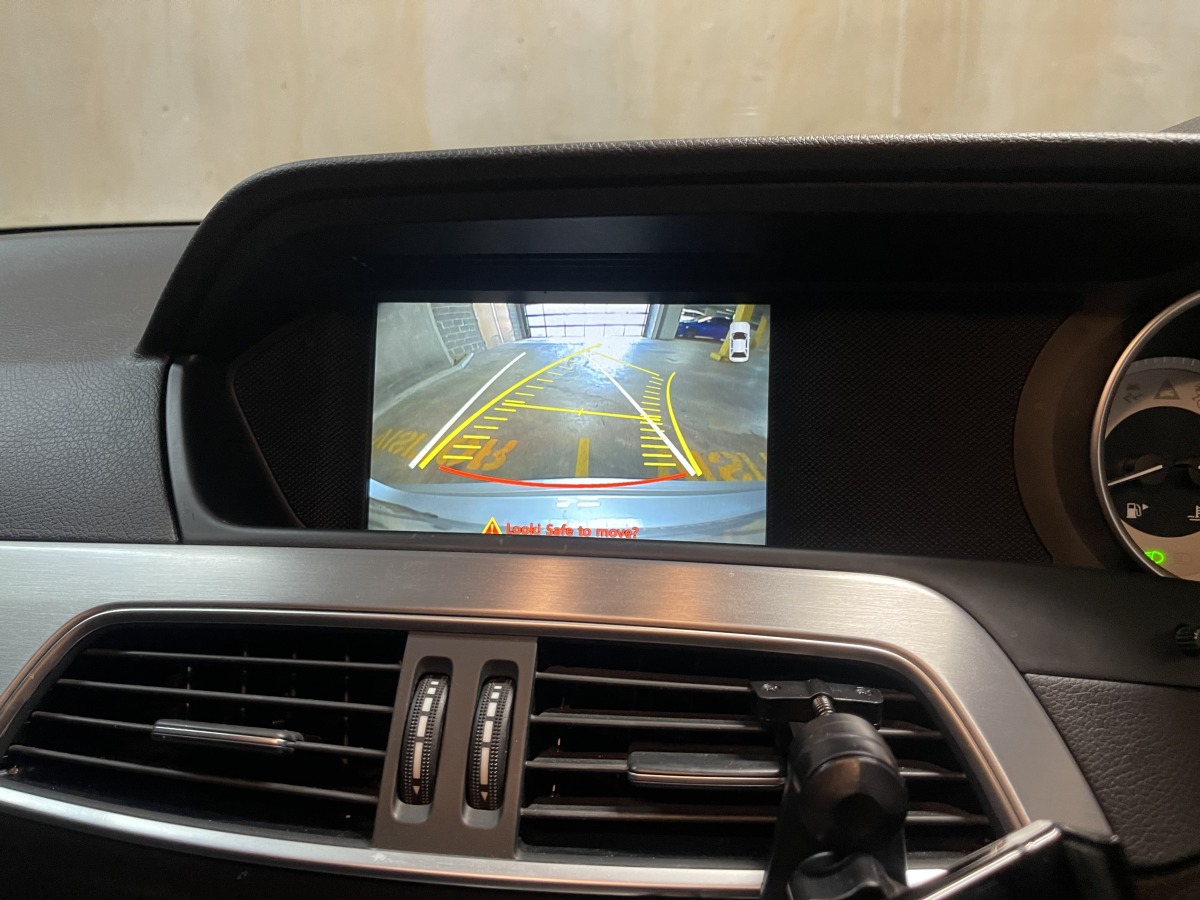 C250 2011 Integrated Reverse Camera | Creative Installations