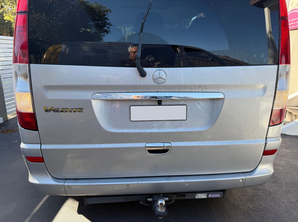 Valente 2012 Kenwood CMOS-130 Reverse Camera | Creative Installations