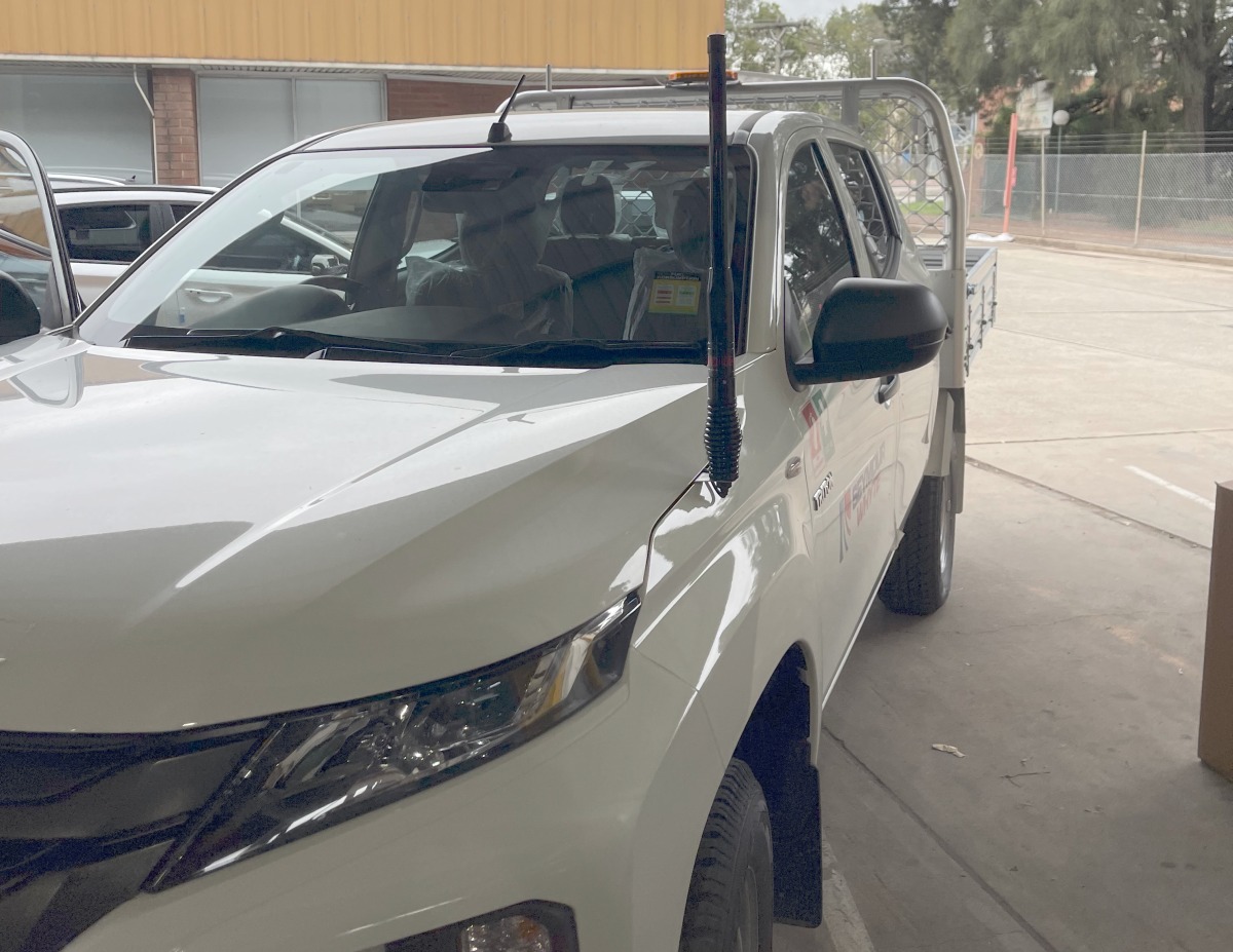 Triton 2022 GME AE4704B UHF Antenna | Creative Installations