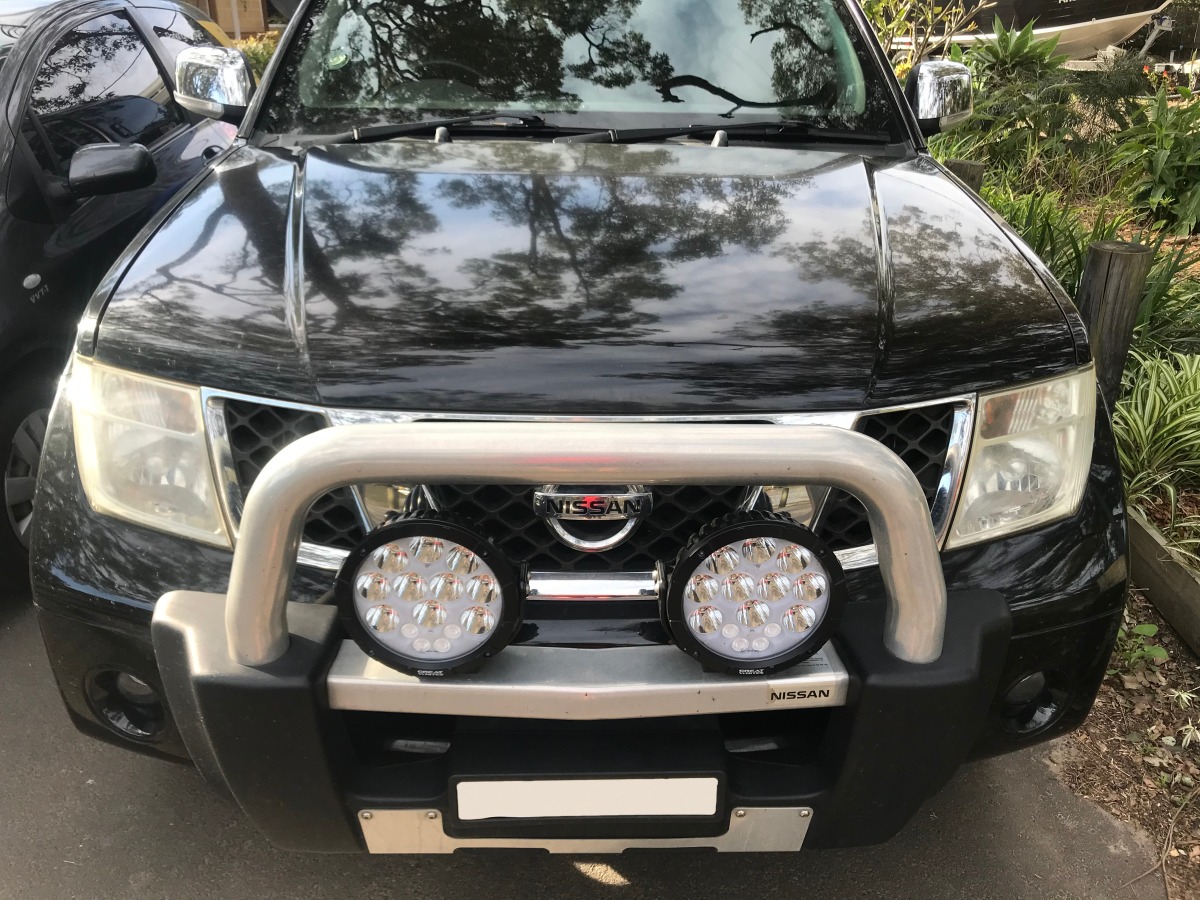 Pathfinder 2009 Great Whites Attack 220 LED Driving Lights | Creative ...