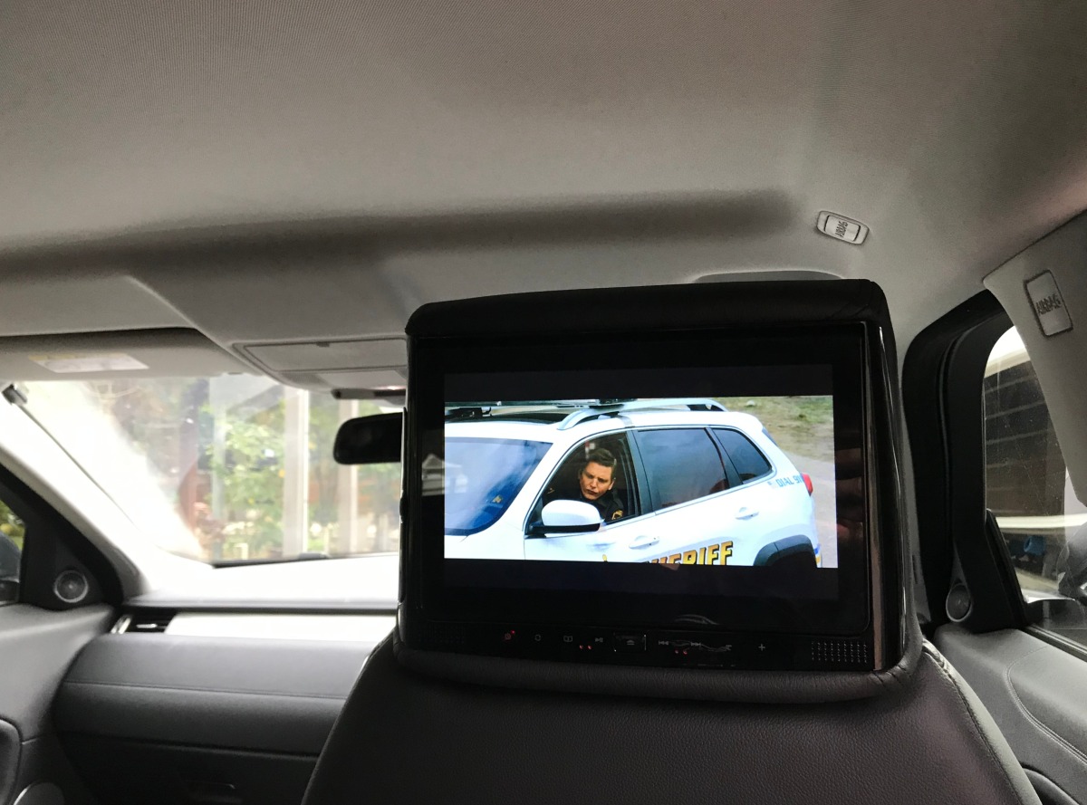 Range Rover Evoque 2017 9" Headrest DVD Players | Creative Installations