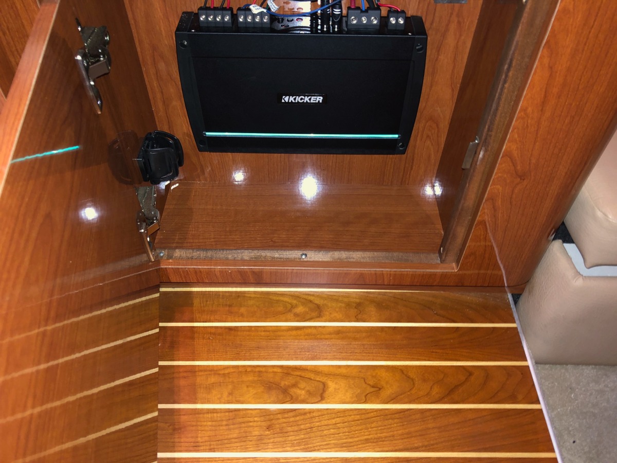 Regal 3760 KICKER KXMA800.5 Marine Amplifier | Creative Installations