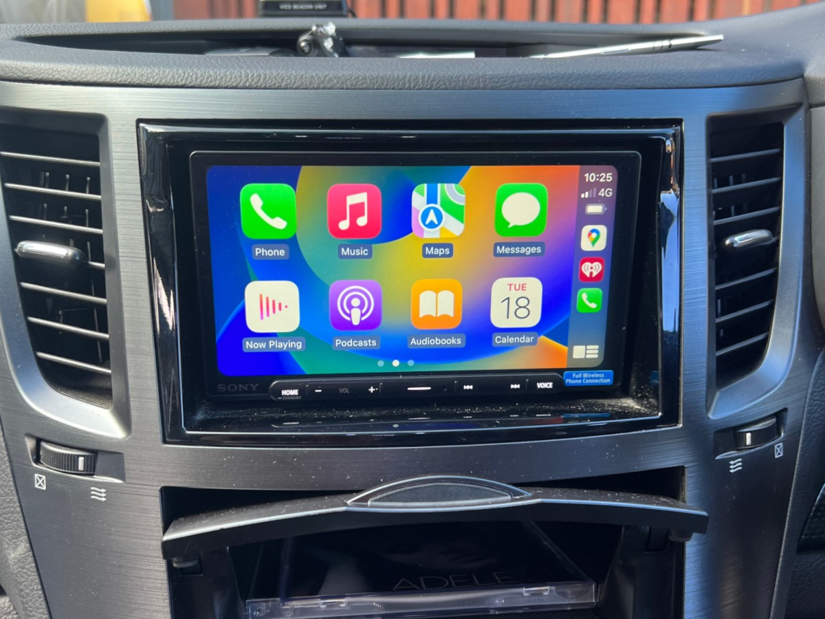 Liberty 2012 Sony XAV-AX6000 Head Unit | Creative Installations