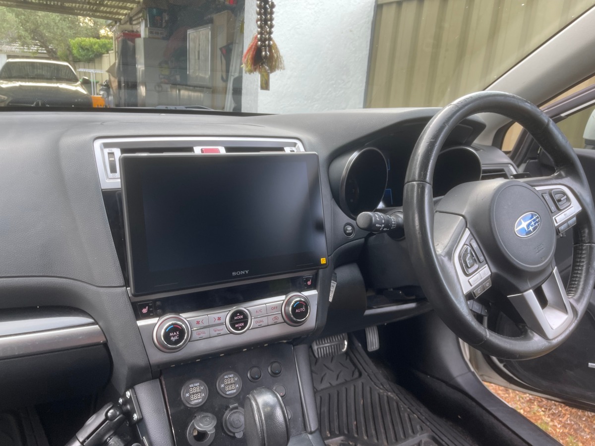 Outback 2016 Sony XAV-9500ES Head Unit | Creative Installations