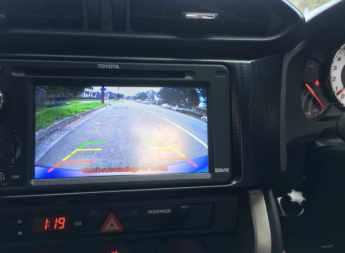86 2013 Integrated Reverse Camera | Creative Installations