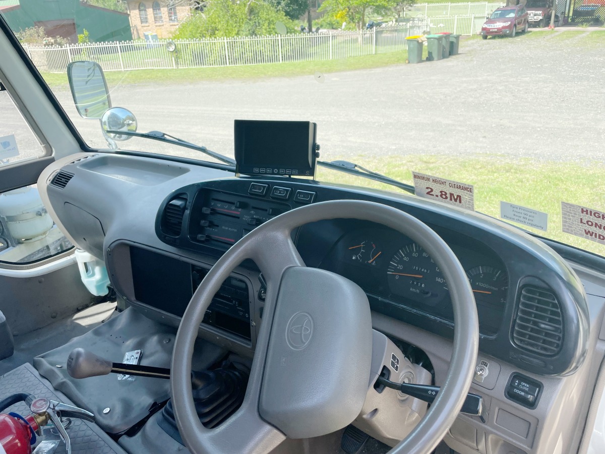 Coaster 1997 Dash Mounted Reverse Camera Screen | Creative Installations