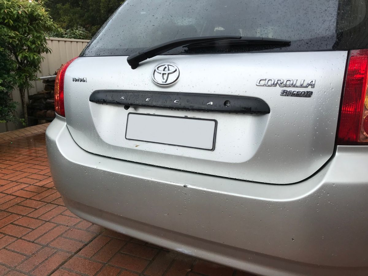 Corolla 2006 Reverse Camera | Creative Installations