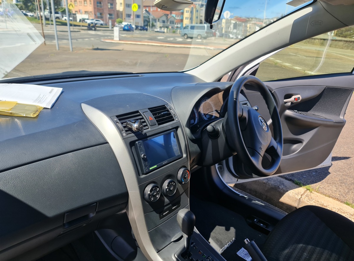 Corolla 2008 Sony XAV-AX1000 Head Unit | Creative Installations