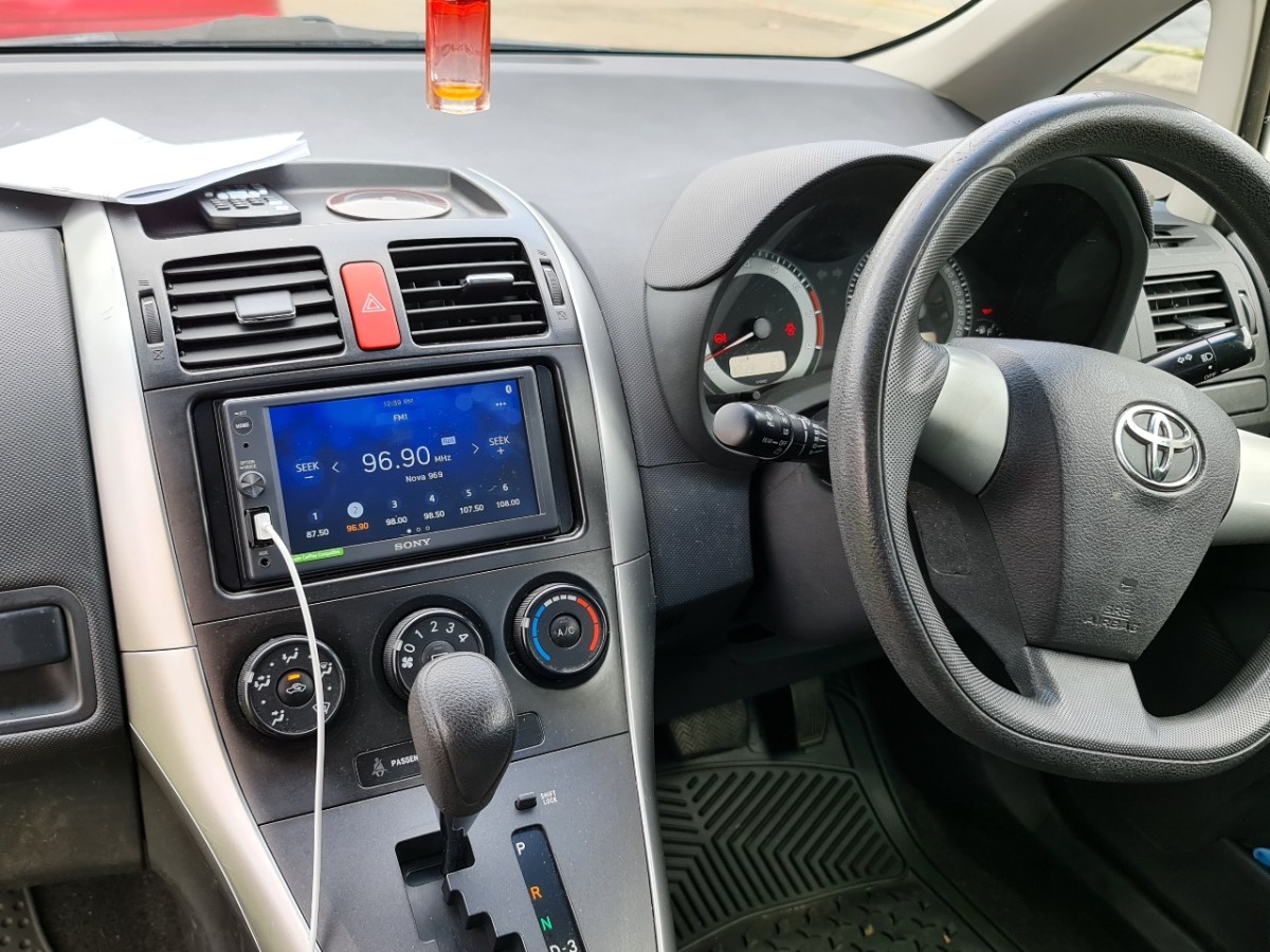 Corolla 2010 Sony XAV-AX1000 Head Unit | Creative Installations