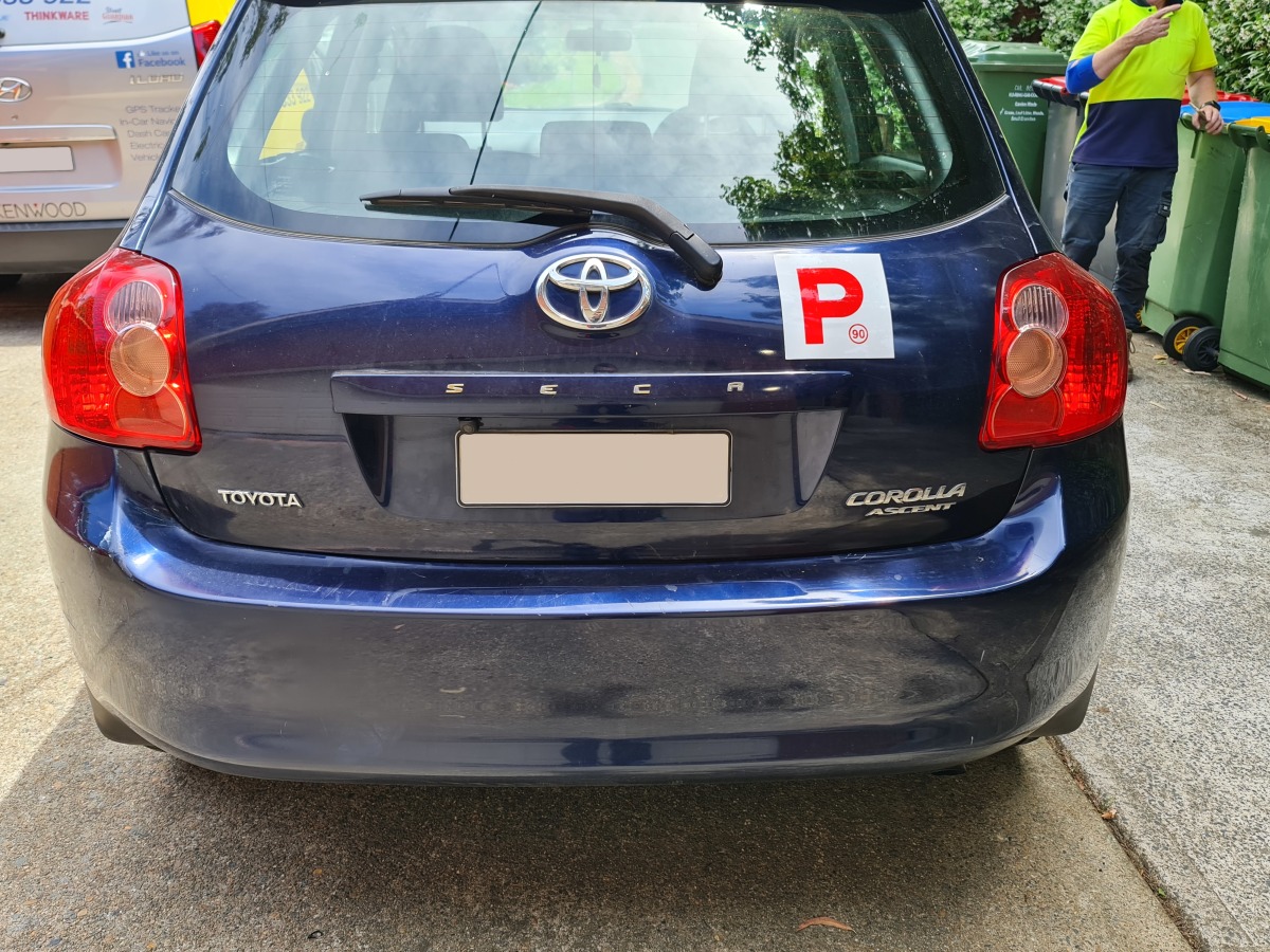 Corolla 2008 JVC KV-CM130 Reverse Camera | Creative Installations