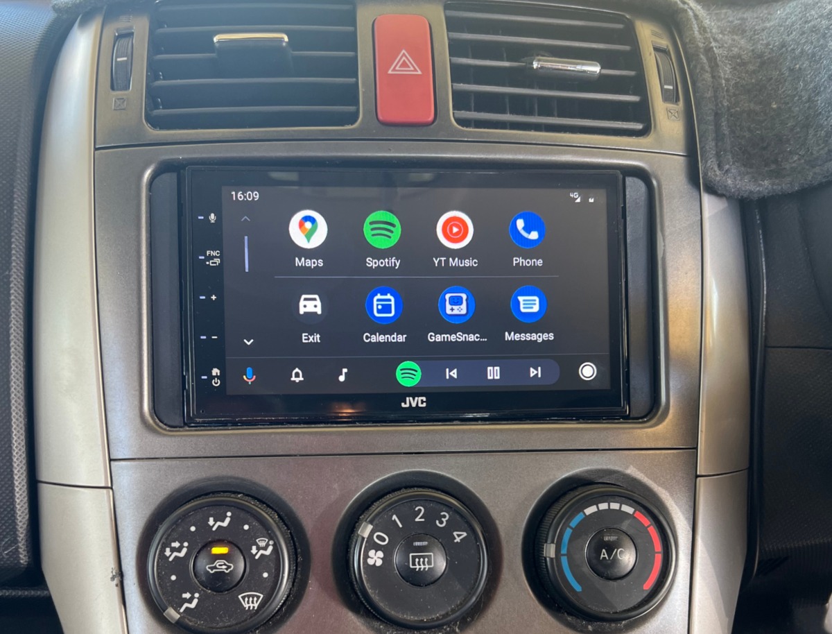 Corolla 2007 JVC KW-M560BT Head Unit | Creative Installations